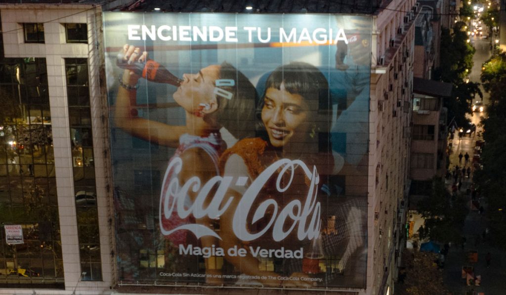 Coca-cola Chile, a success story in OOH and MOOH integrally developed ...
